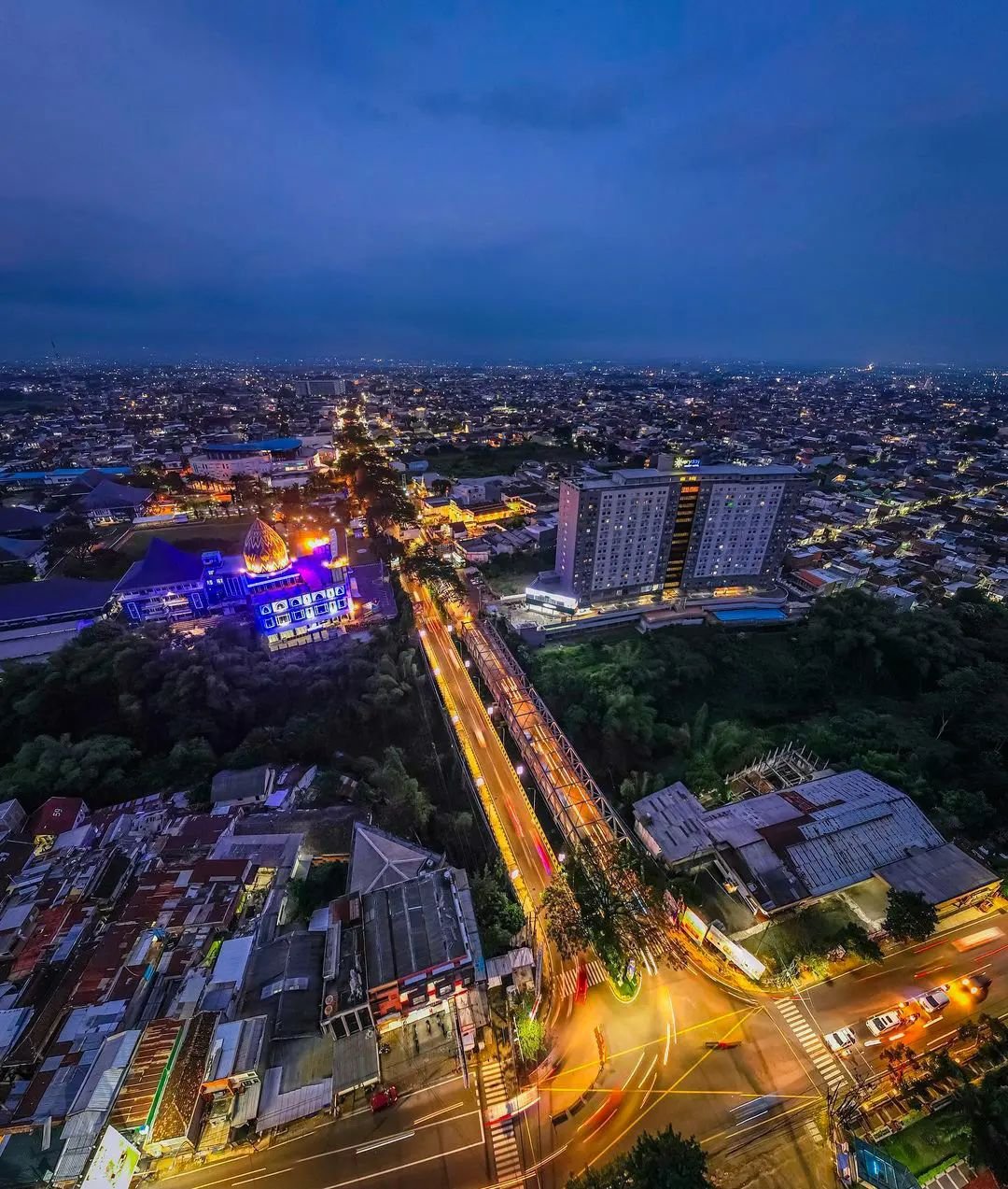 About Us – Everyday Smart Hotel Malang